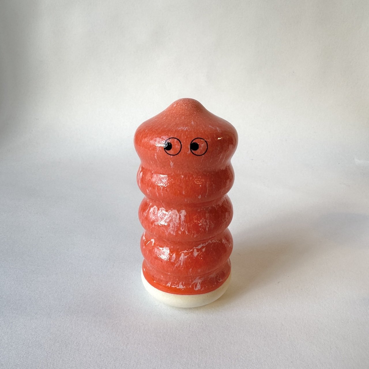 Familia Figurine | Buru | Neddy | by Studio Arhoj